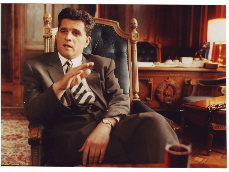 RADOMAN BOŽOVIĆ PAO SA KROVA: Bivši premijer hospitalizovan