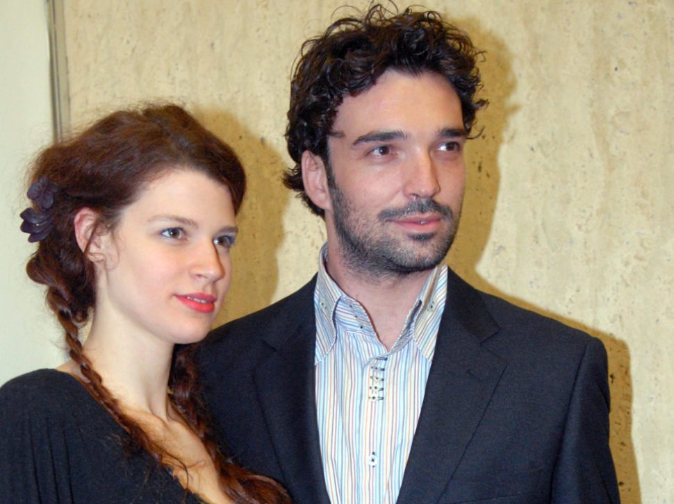 "VIŠE NE RAĐAM!" Naša glumica prošla kroz pakao na porođaju: "Tri pršljena su mi pukla"